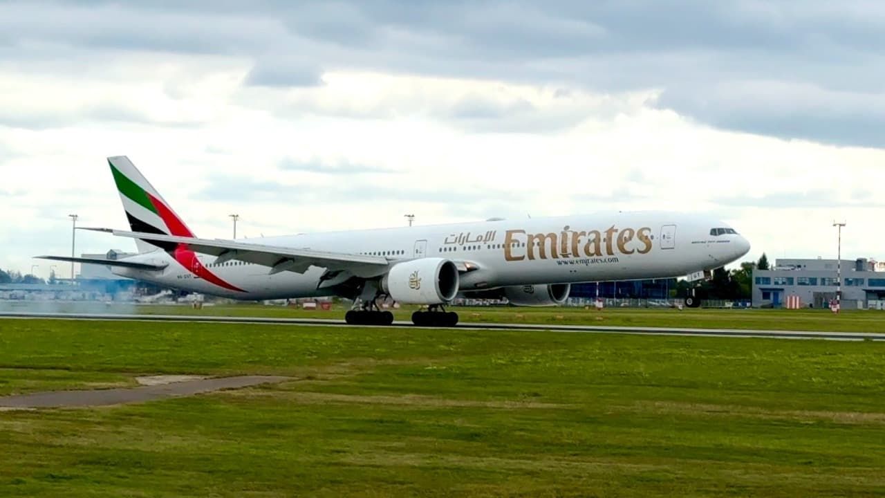 David a Goliáš: Airbus A320 vs. Boeing 777-300 ER | Stream